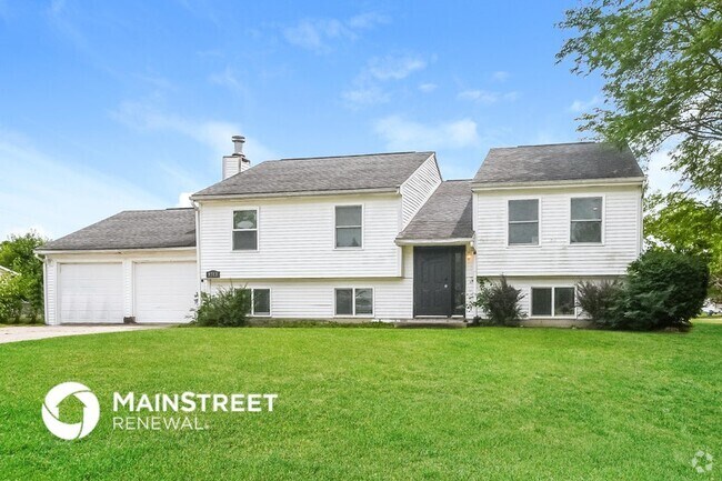 New Castleton Estates Apartments for Rent with a Walk-In Closet ...