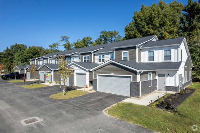 Ravines At Taylor Apartments - 1000 Oak St Reynoldsburg, OH ...