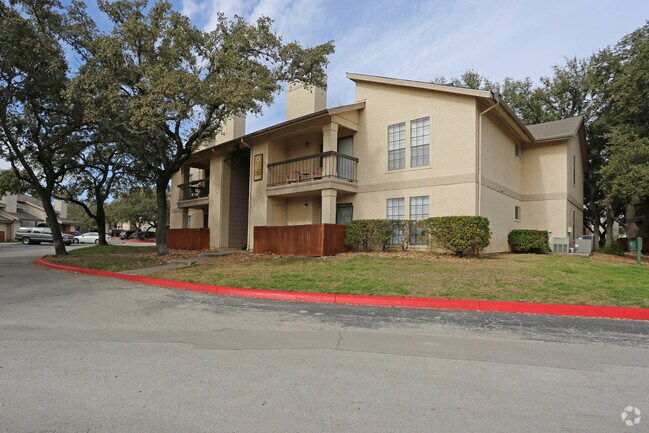 Landera Apartments - San Antonio, TX | Apartments.com
