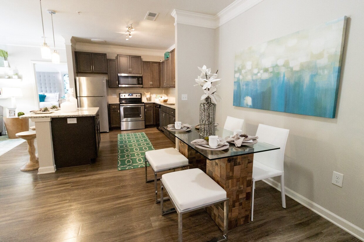 The Crest at Laurel Canyon - 30 Laurel Canyon Village Cir Canton, GA ...