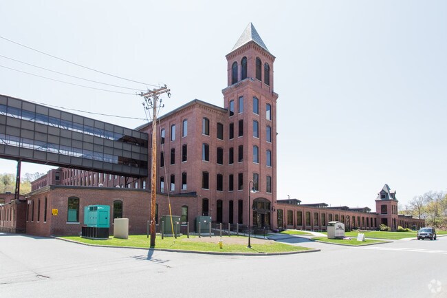 Lofts at Lancaster Mills Rentals - Clinton, MA | Apartments.com