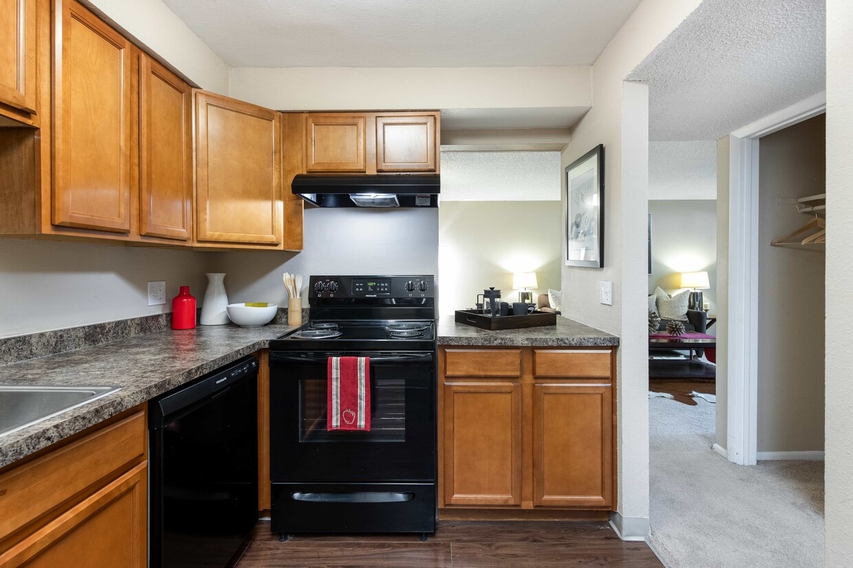 Webster Lake Apartments - 11701 N Washington St Northglenn, CO 80233 ...