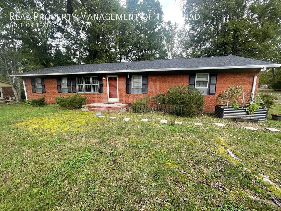 5311 E Holly Grove Rd, Thomasville, NC 27360 - House Rental in ...