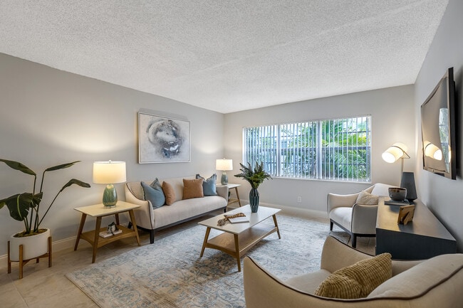 Imperial Point 1 Bedroom Senior Living Apartments for Rent - Fort ...