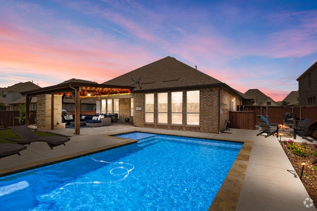 Gentle Creek Estates Apartments for Rent with EV Charging - Prosper, TX ...