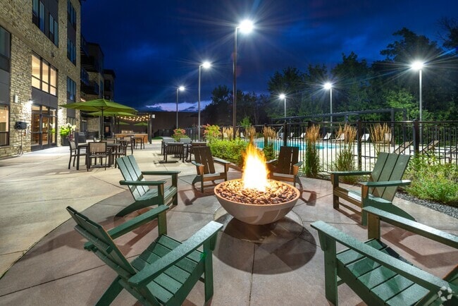 Timbercrest At Lakeville Apartments for Rent with a Walk-In Closet ...