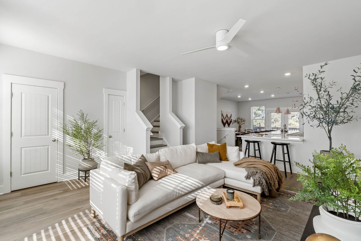 HARMON Cedar Run by Crescent Communities Townhomes for Rent ...