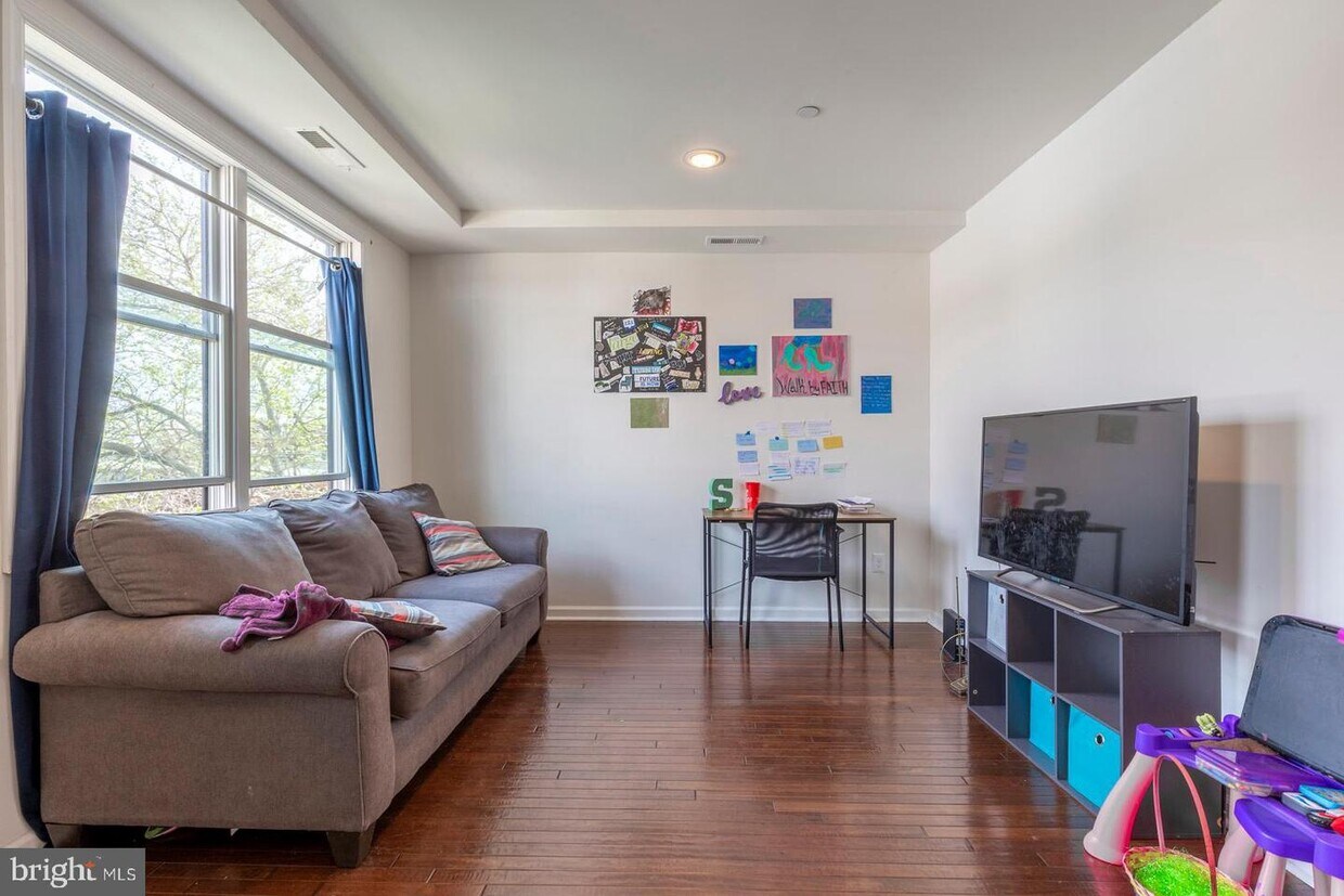 1429 Poplar St Unit 4C, Philadelphia, PA 19130 - Room for Rent in ...