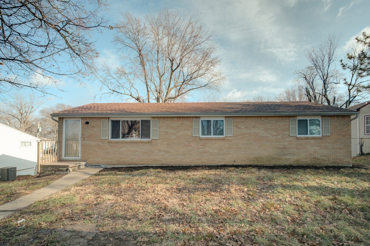 5123 N Beacon Ave, Kansas City, MO 64119 - House Rental in Kansas City ...
