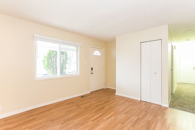 17 Concord Ave - House Rental in Romeoville, IL | Apartments.com