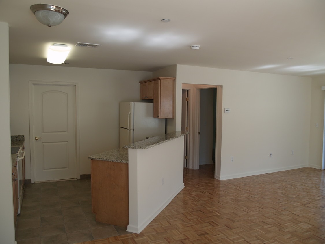 Boulders at Rockaway - 10 Mt Pleasant Ave Rockaway, NJ 07801 ...