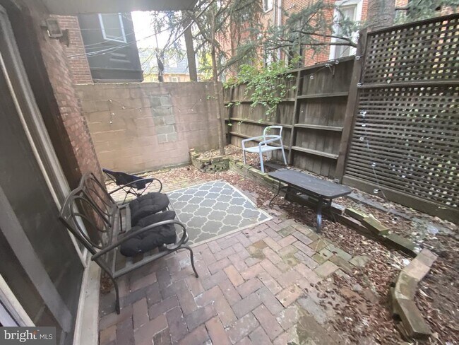 2223 Locust St Unit 1, Philadelphia, PA 19103 - Room for Rent in ...