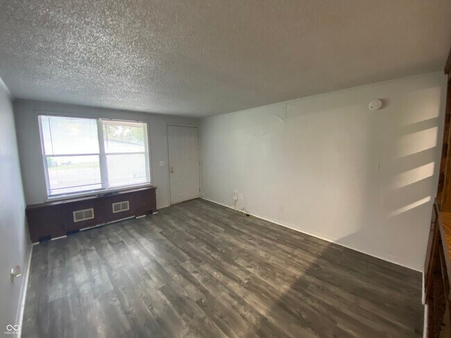 2000 Indianapolis Rd Unit 111, Crawfordsville, IN 47933 - Condo for ...