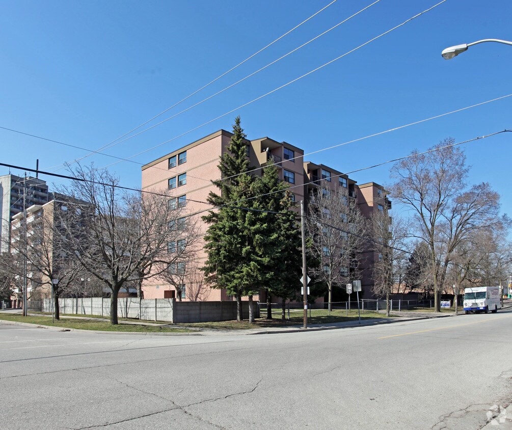 110 Mason Rd, Toronto, ON M1M 3V2 Apartments - 110 Mason Rd Toronto, ON ...