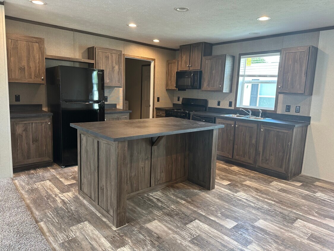 447 Laurel Oak Ln, Whittaker, MI 48190 - House Rental in Whittaker, MI ...