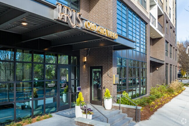 Iris O4W - Apartments in Atlanta, GA | Apartments.com