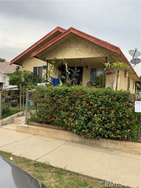 3951 E Hammel St, Los Angeles, CA 90063 - Townhome Rentals in Los ...