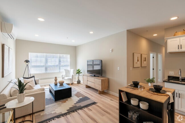 Apartments for Rent with High Ceilings Near Brierly Pond Village ...