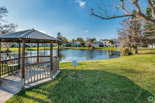 Holly Forest Apartments for Rent with Wheelchair Access - Holly Hill ...