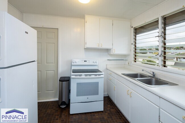 869 Puu Kula Dr Unit B, Pearl City, HI 96782 - Condo for Rent in Pearl ...