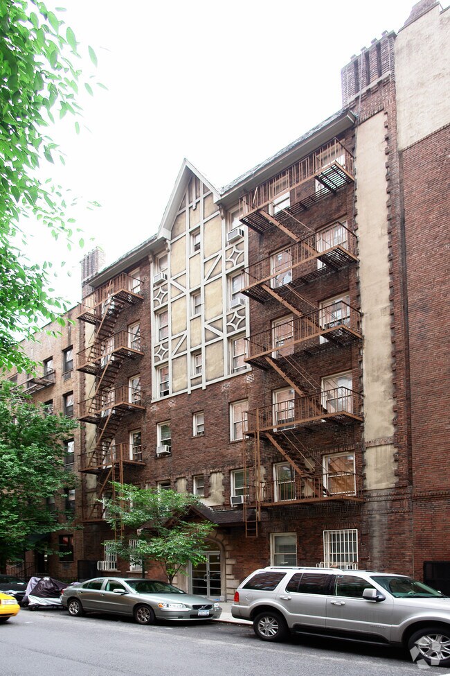 421 W 24th St, New York, NY 10011 Apartments - New York, NY ...
