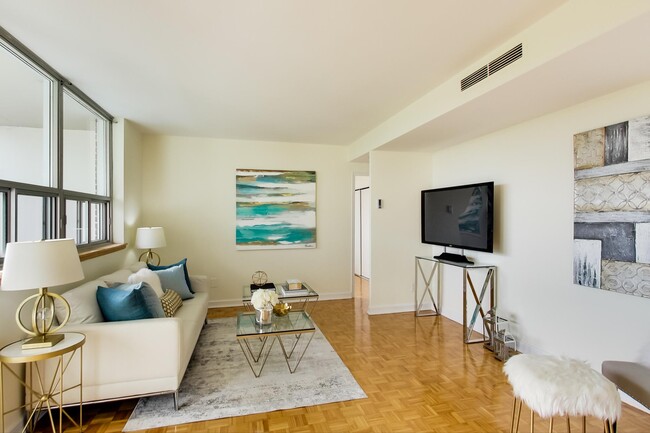 New Rustic/Pelmo Park/Humberlea Toronto Apartments for Rent - Toronto ...