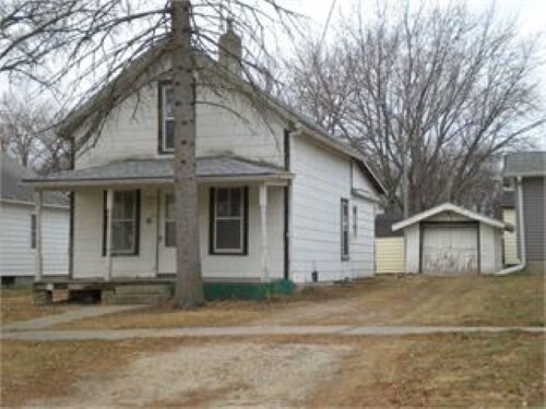 606 7th Ave, Sheldon, IA 51201 - House Rental in Sheldon, IA ...