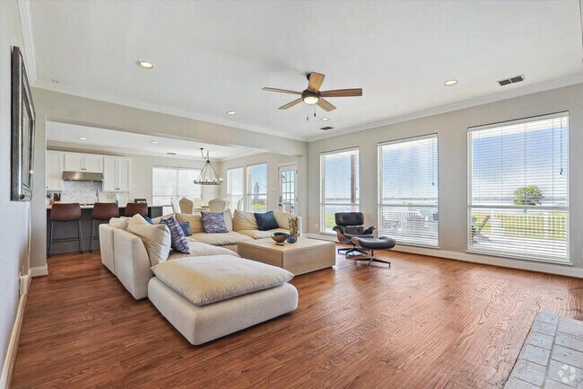 Best Luxury Lakeside Rockwall Apartments for Rent - Rockwall, TX ...
