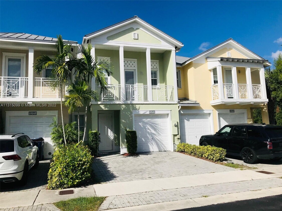 10703 NW 76th Ln, Doral, FL 33178 - Townhome Rentals in Doral FL ...