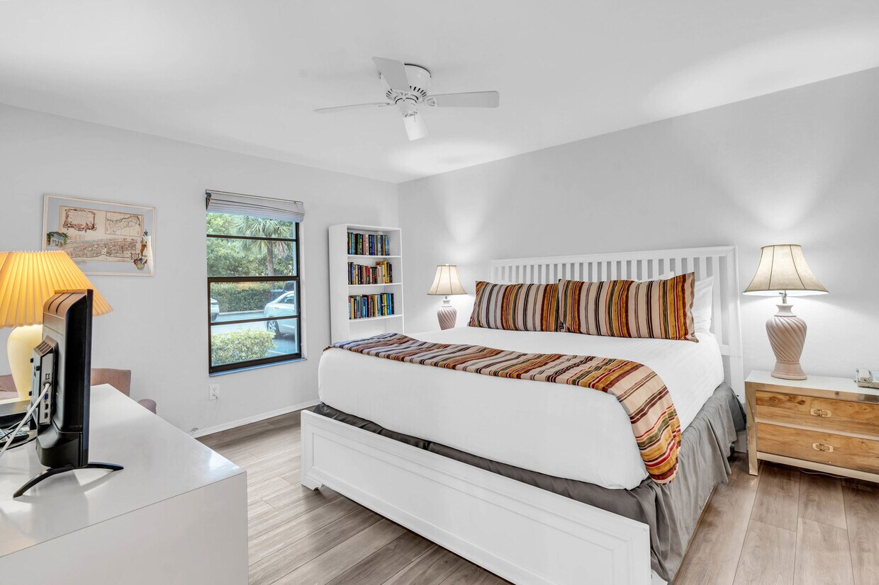 600 Neapolitan Way Unit FL1-ID1073530P, Naples, FL 34103 | Apartments.com