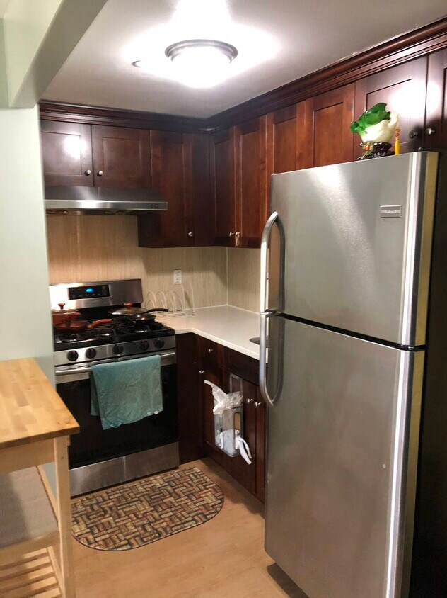 35-19 Leavitt St Unit 4G, Queens, NY 11354 - Condo for Rent in Queens ...