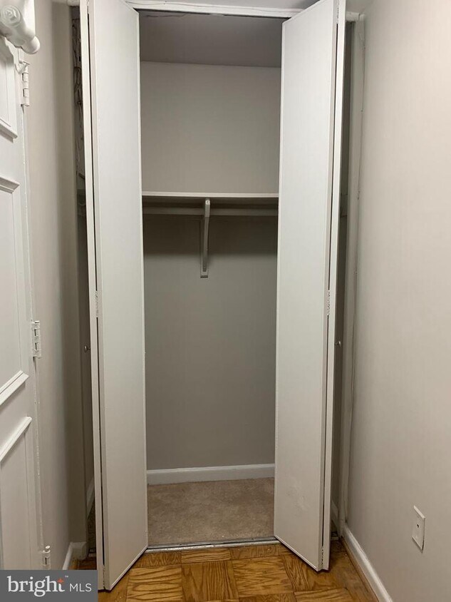 1300 S Arlington Ridge Rd Unit 316, Arlington, VA 22202 - Room for Rent ...