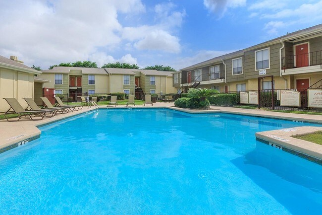 The Redford Rentals - Houston, TX | Apartments.com