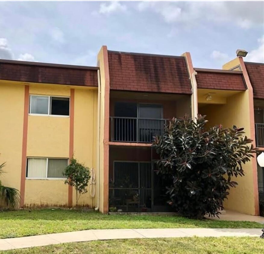 2854 NW 55th Ave Unit 2d, Lauderhill, FL 33313 - Condo for Rent in Lauderhill, FL | Apartments.com