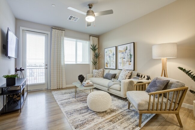 Lucent Scottsdale - Apartments in Scottsdale, AZ | Apartments.com