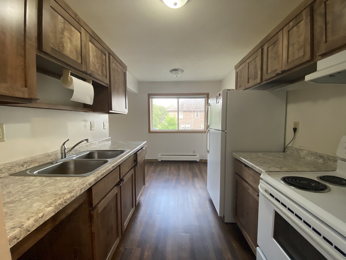 University Terrace Apartments - Apartments in Minneapolis, MN ...