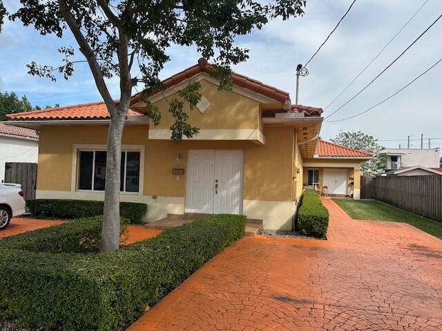 2933 SW 38th Ave, Miami, FL 33134 - House Rental in Miami, FL ...