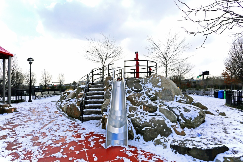 Moving to Rego Park NY? Learn about renting in Rego Park | Apartments.com