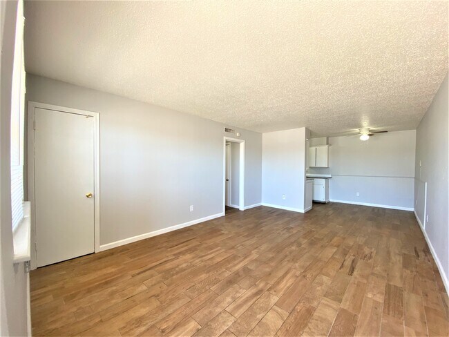 Ridgewood Village Apartments Apartments - Moore, OK | Apartments.com