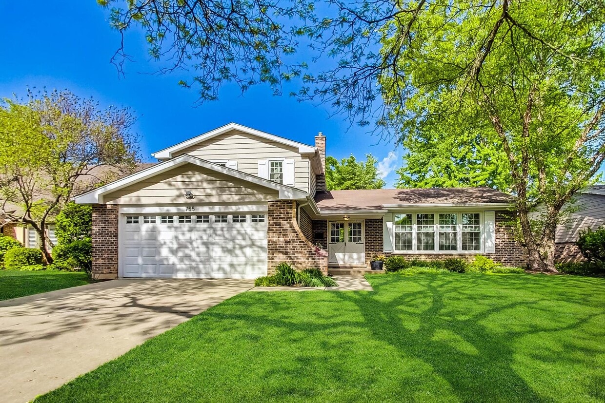 755 Sumac Rd, Highland Park, IL 60035 - House Rental in Highland Park ...