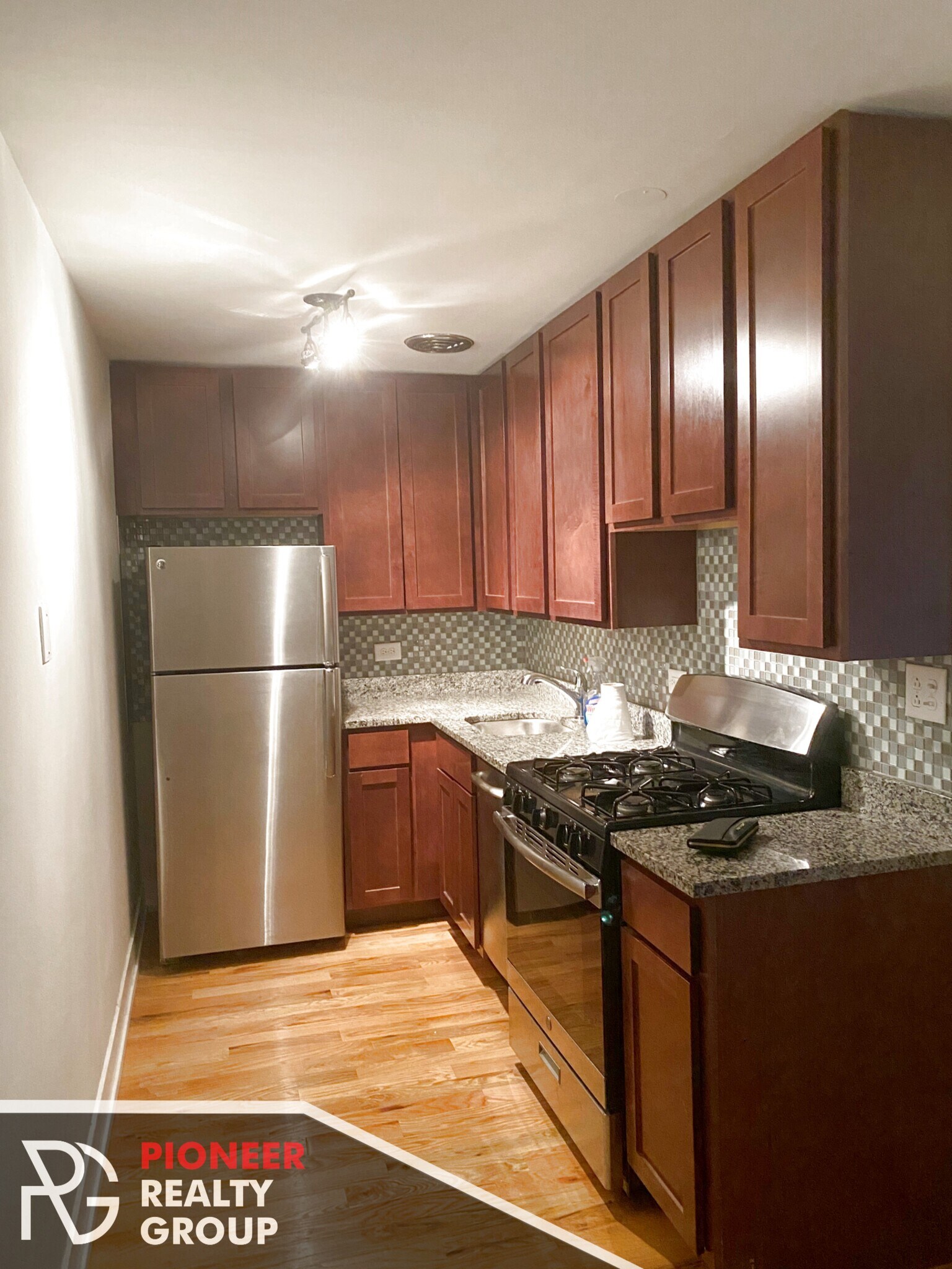 454 W Barry Ave, Chicago, IL 60657 - 454 W Barry Ave Chicago, IL 60657 ...