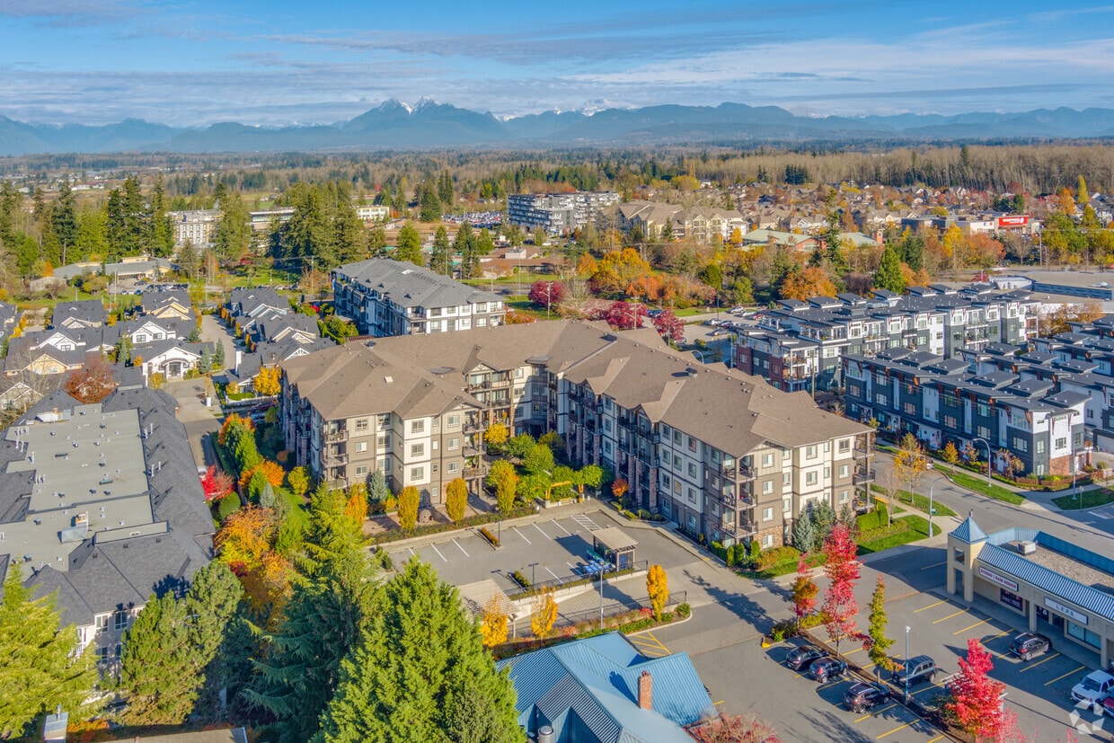 Lexington Court Apartments Apartments - 4871 221st St Langley Twp, BC ...