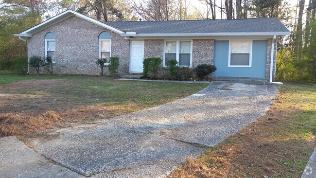 Hillendale Apartments under $1,000 - College Park, GA - 2 Rentals ...