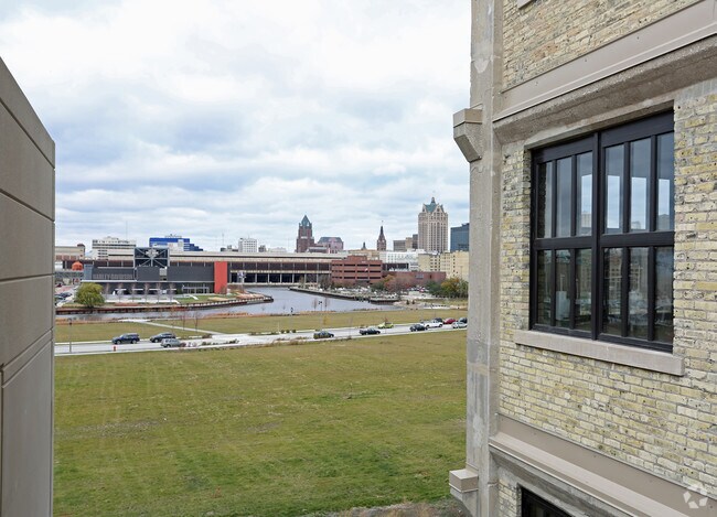 Brix Apartment Lofts Apartments - Milwaukee, WI | Apartments.com