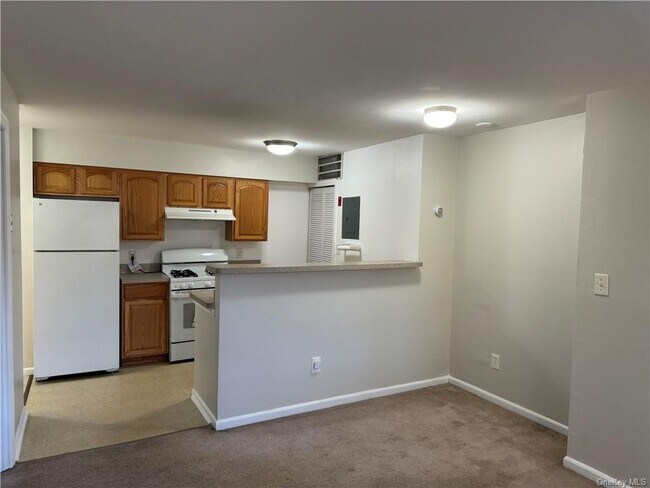 31 Old Post Rd S Unit E76, Croton-on-Hudson, NY 10520 - Room for Rent ...