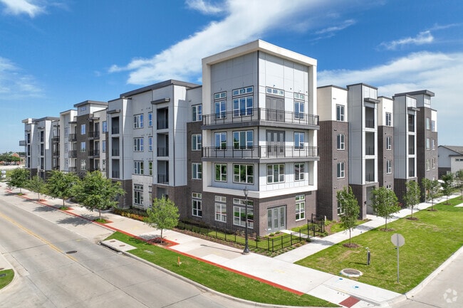 One90 Main - Apartments in Rowlett, TX | Apartments.com