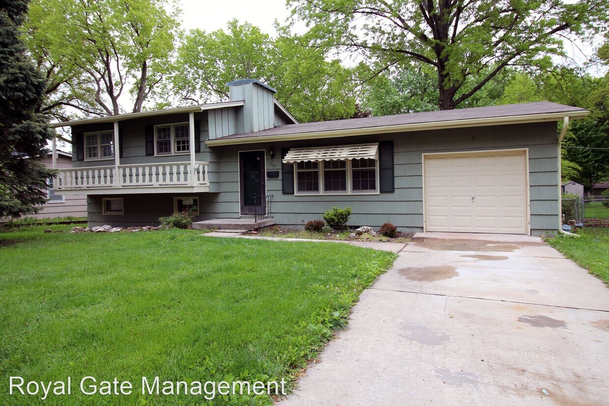 7105 Melrose Ln, Shawnee, KS 66203 - House Rental in Shawnee, KS ...