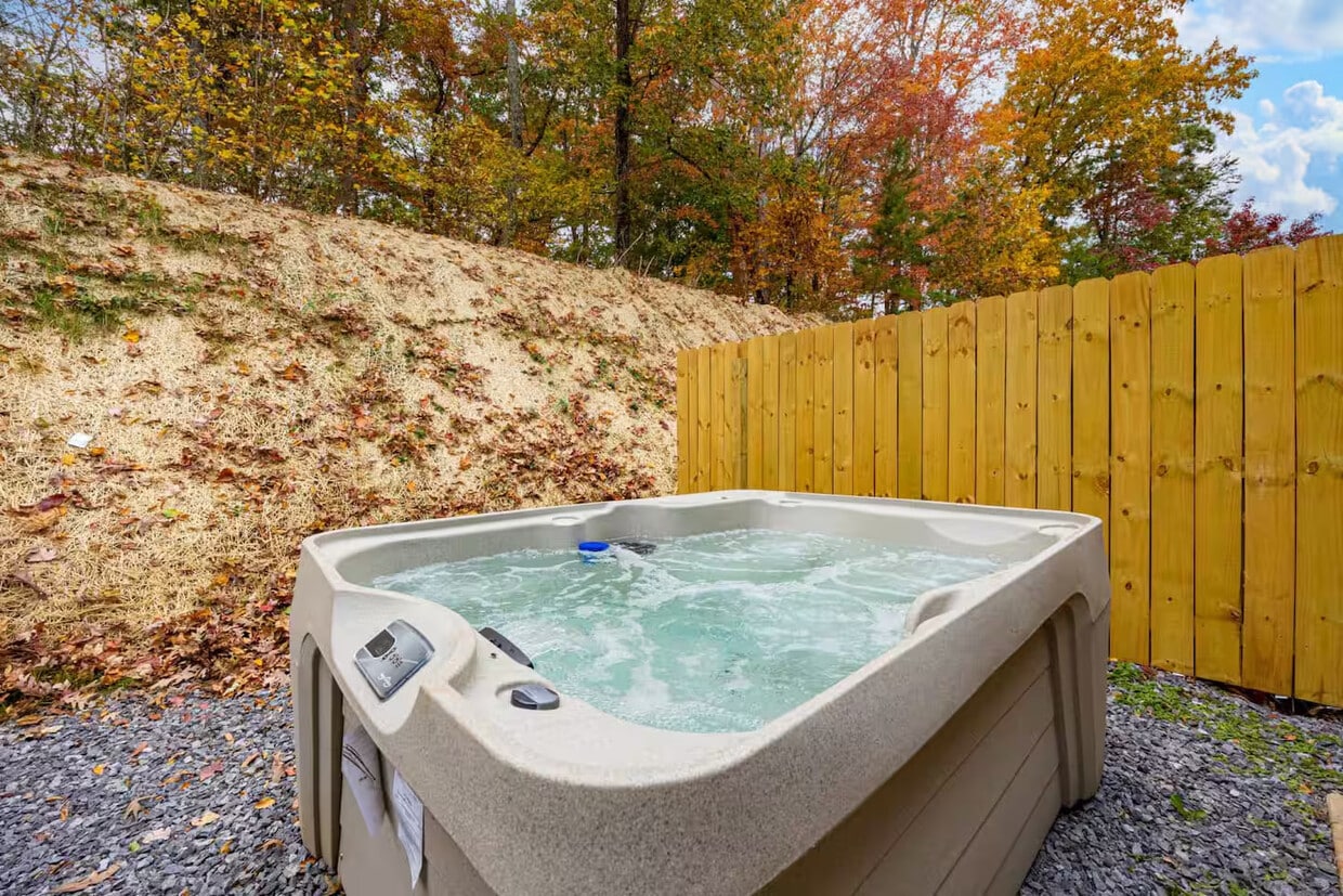 William Holt Townhomes - 1408-1633 William Holt Blvd Sevierville, TN ...