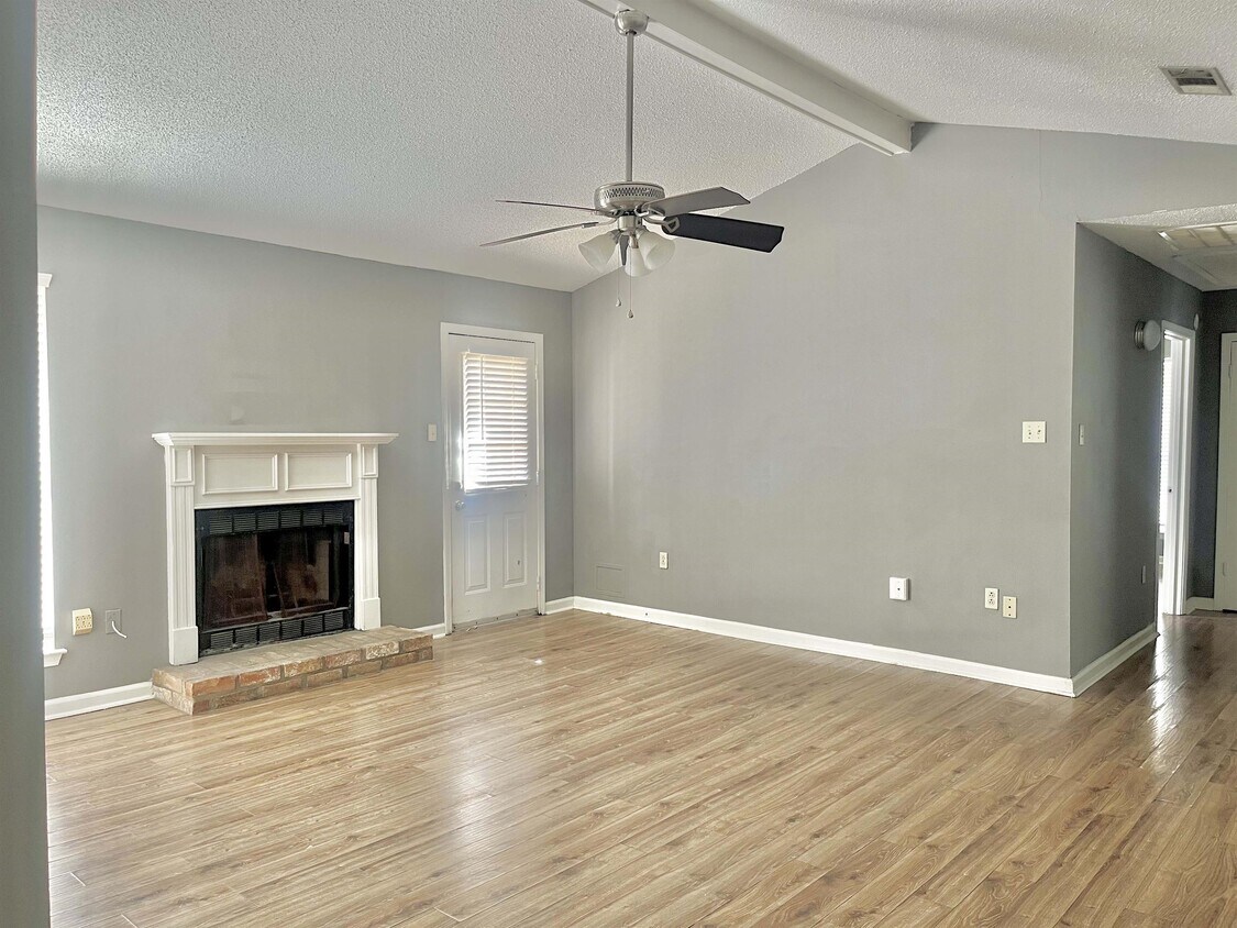 1832 Myrtle Ridge Dr, Baton Rouge, LA 70816 - House Rental in Baton ...