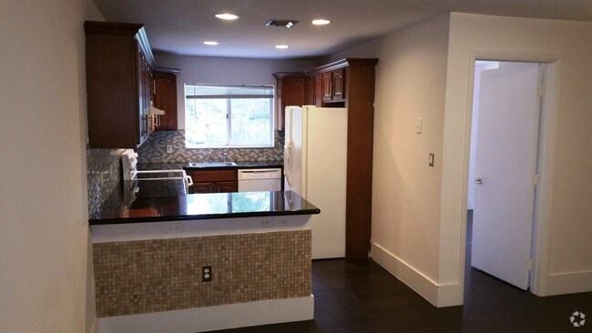 Ojus Park Townhouses for Rent - North Miami Beach, FL